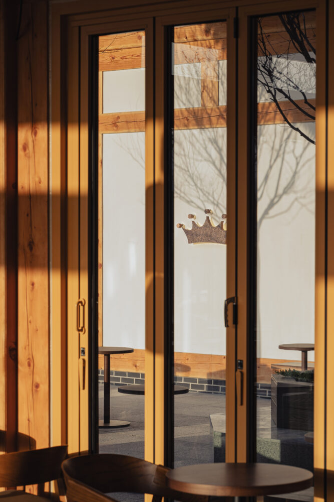 똑같은 디자인은 없다 폴 바셋 매장 인테리어의 비밀 Design＋